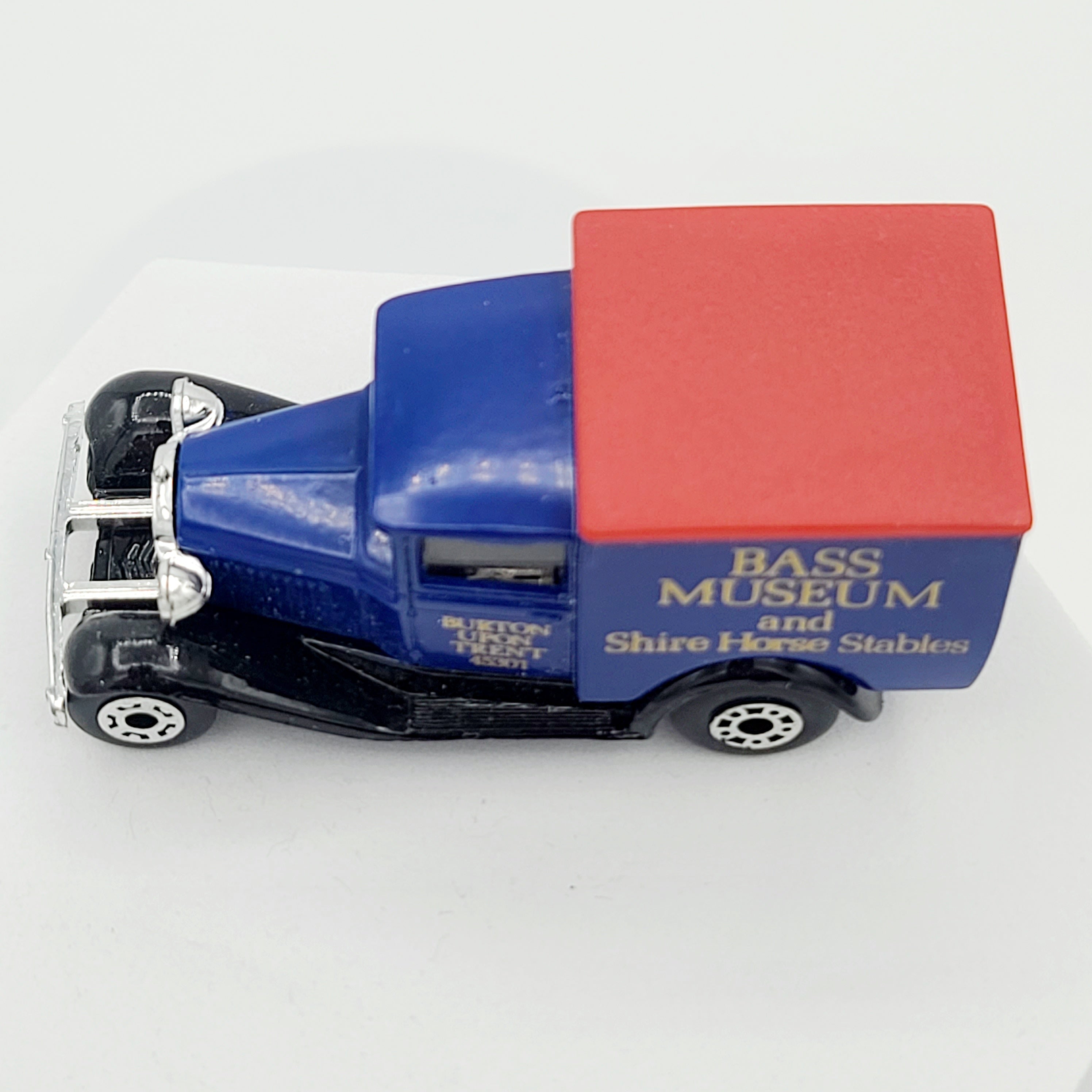 Matchbox Ford Model A Van "Bass Museum" (1985 MBX Basic 1-75)