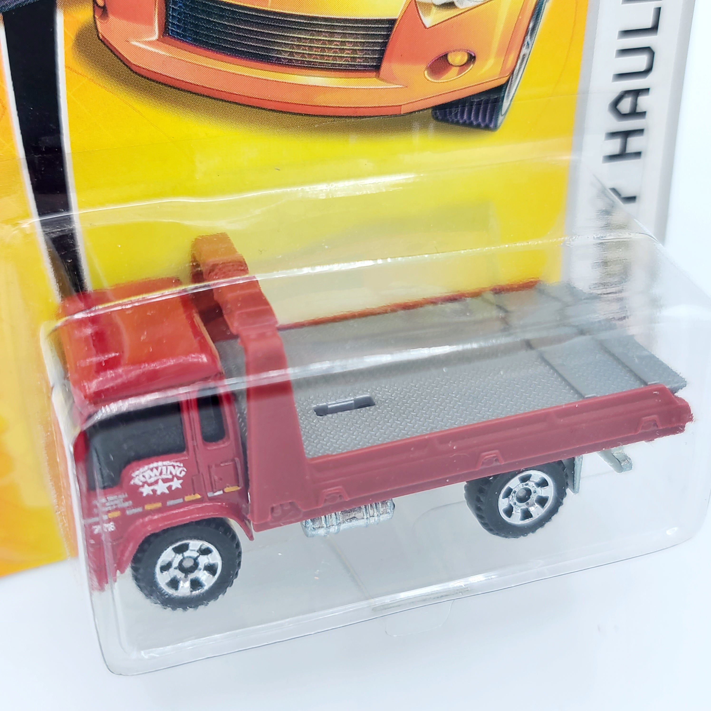 Matchbox Hiway Hauler / Izuzu Flatbed Tow Truck (2007 MBX Basic - Meta