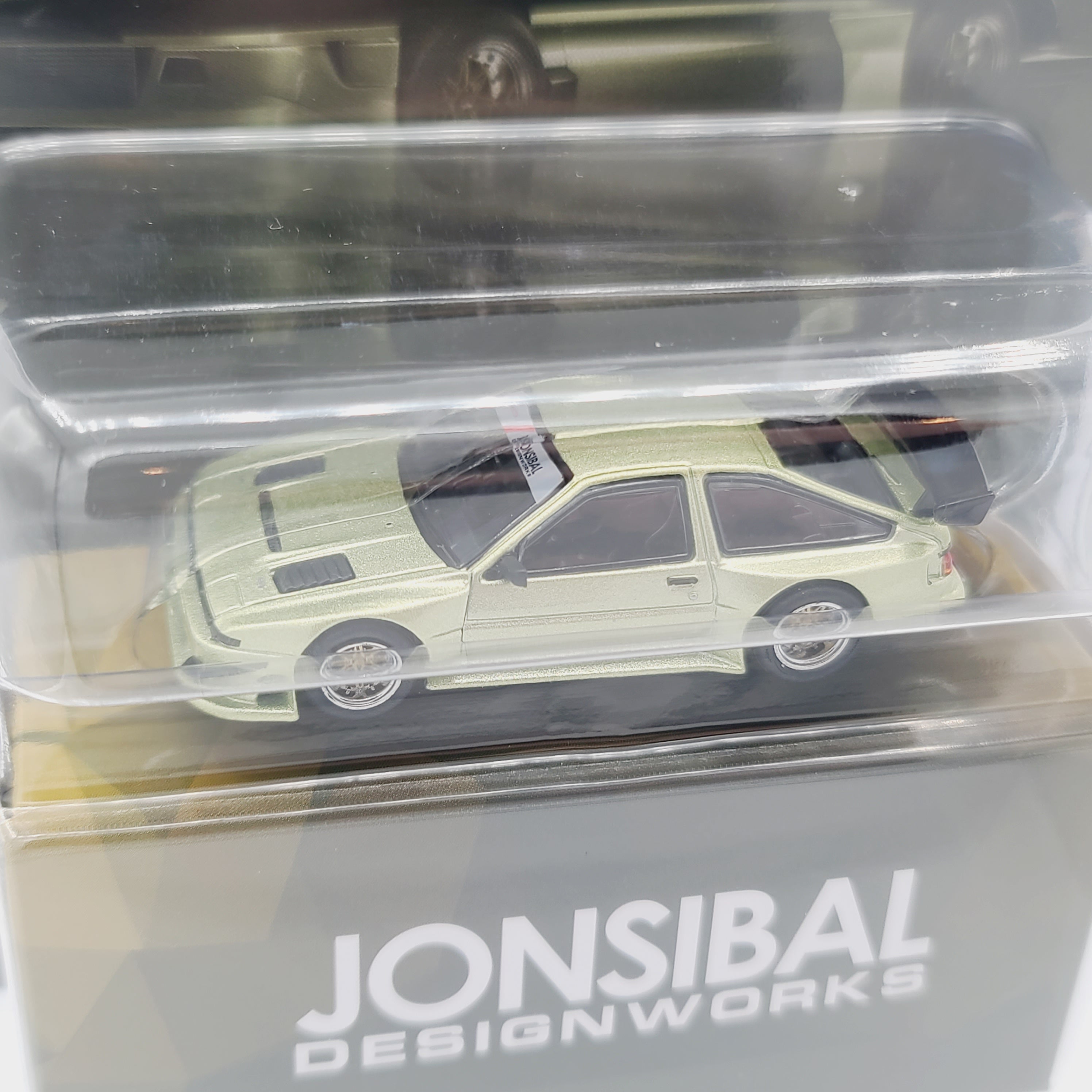 Tarmac Works Toyota Sprinter Trueno AE86 Widebody - 1:64, Jonsibal Des