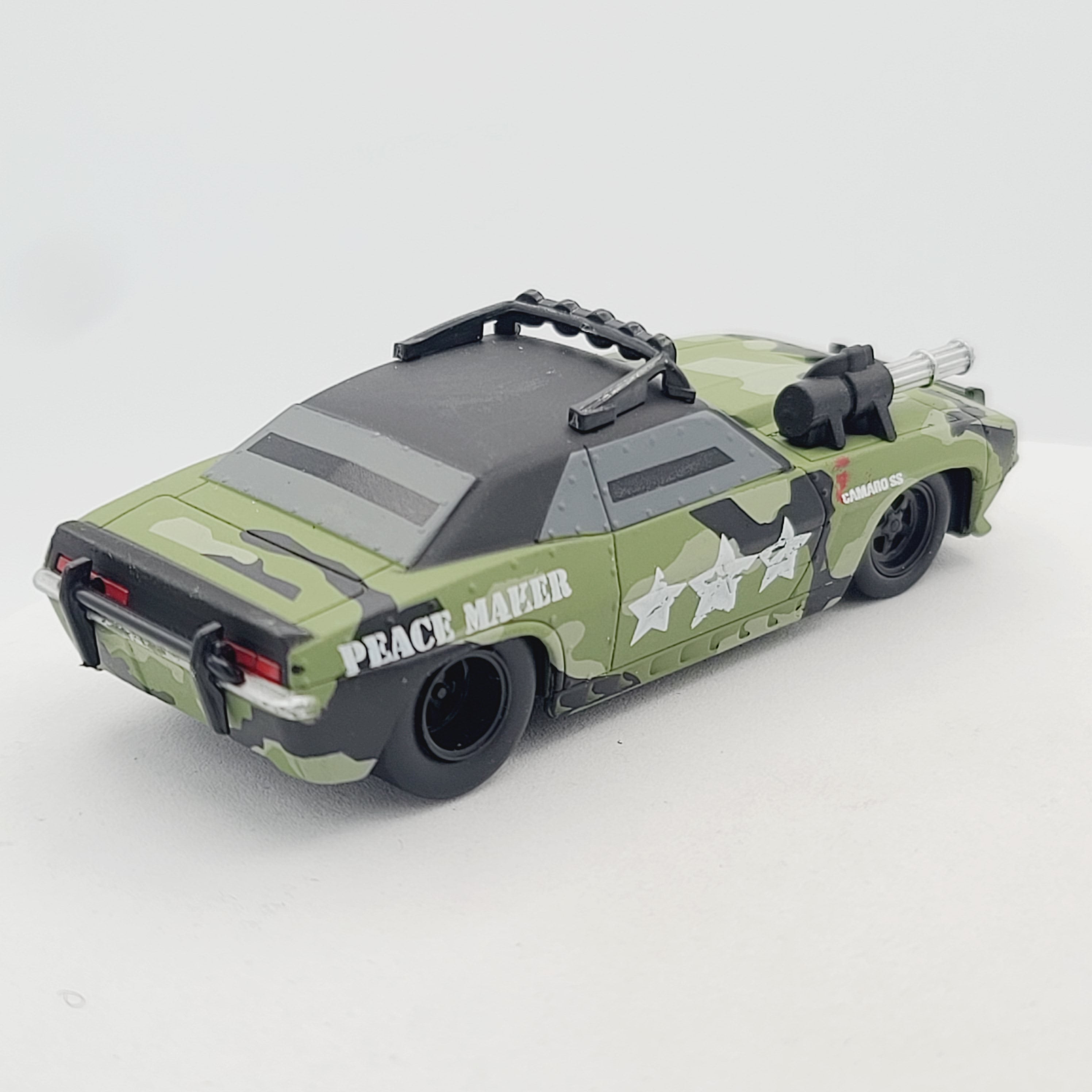 Jada Toys '69 Chevrolet Camaro SS - 1:64, Green Camouflage (2009 Battl