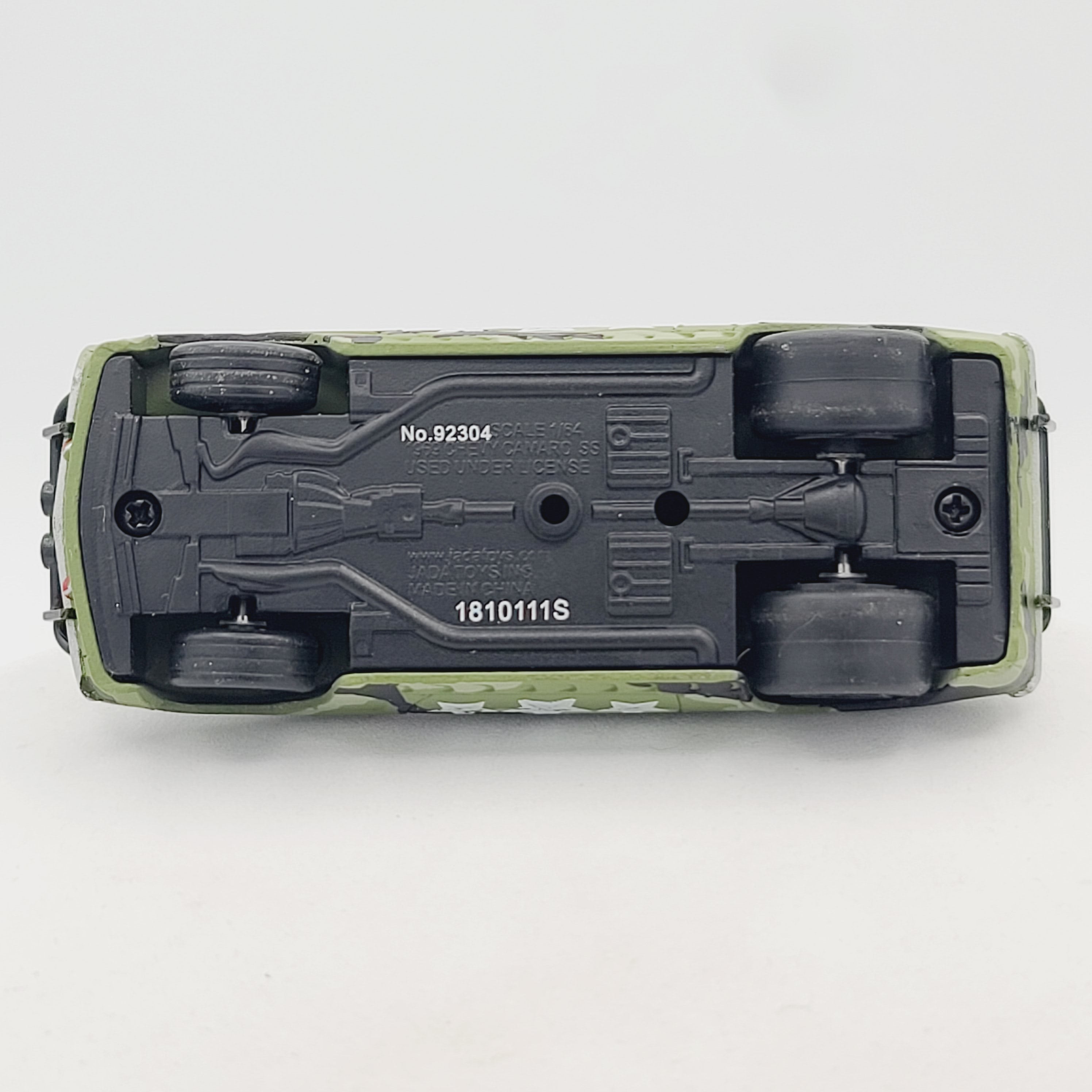 Jada Toys '69 Chevrolet Camaro SS - 1:64, Green Camouflage (2009 Battl