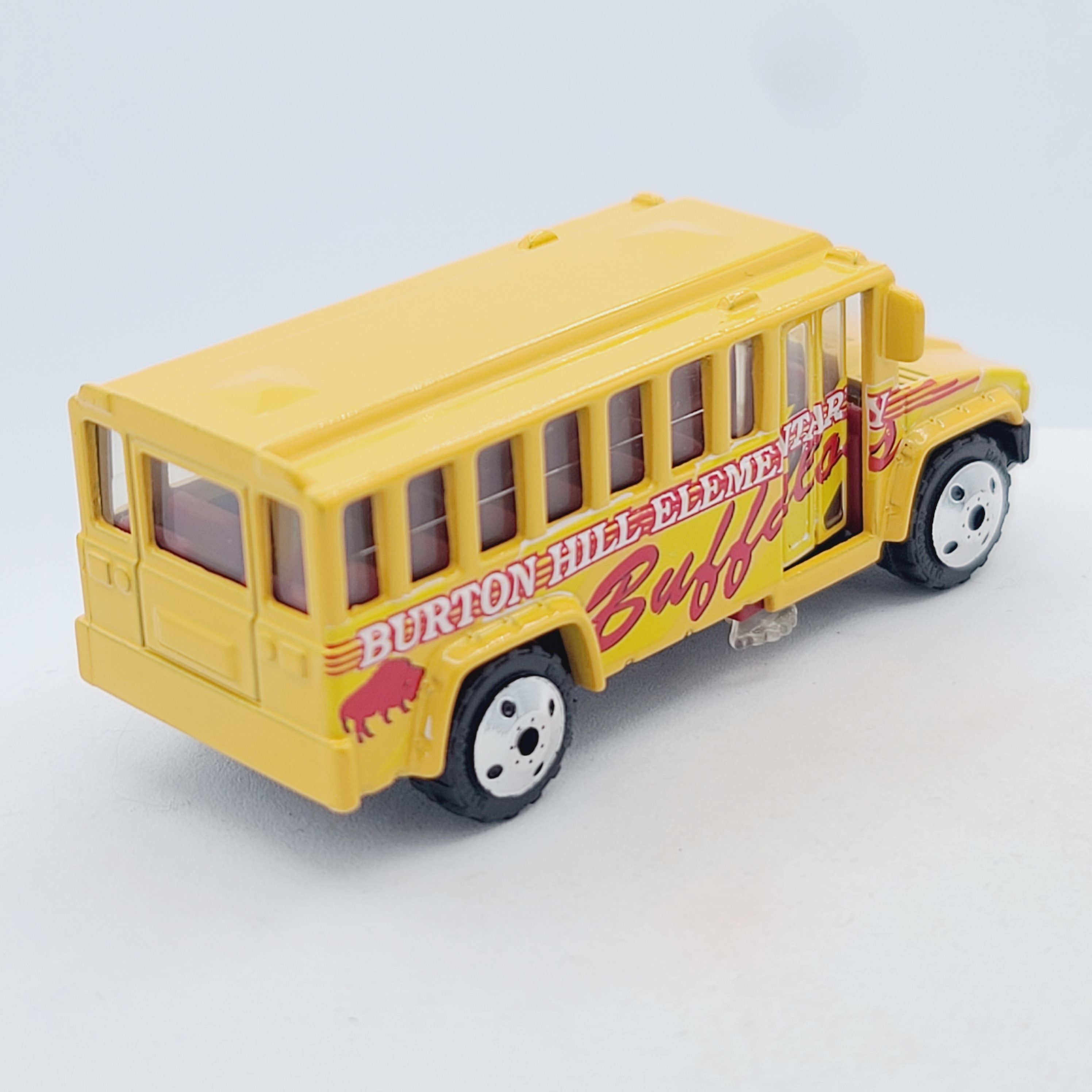 Matchbox '00 School Bus "Burton Hill Buffalos" (2001 MBX Basic - City